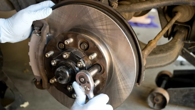 How to Inspect Brake Pads, Rotors & Calipers Yourself